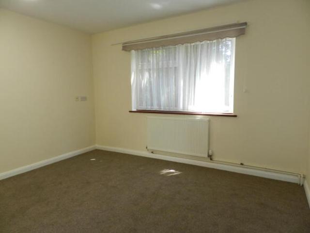 1 bedroom ground floor flat for rent in Wardington Court, Welford Road, Northampton, West Northamptonshire, NN2