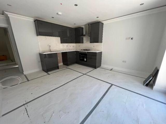 1 bedroom ground floor flat for rent in Thesiger Street, Cardiff City, CF24