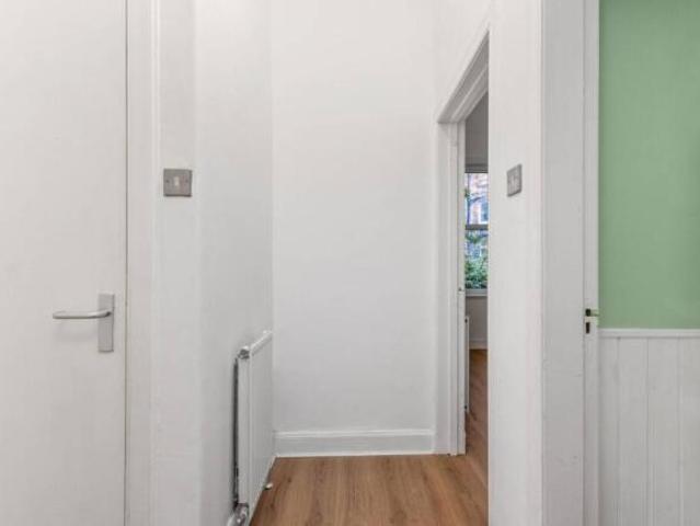 1 bedroom ground floor flat for sale in 12 GF2 Brunswick Road, Edinburgh, EH7 5NQ, EH7