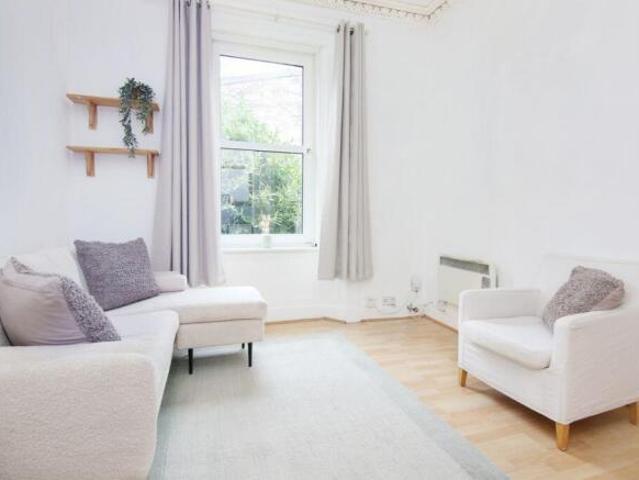 1 bedroom ground floor flat for sale in 15/2 Brunswick Road, Hillside, Edinburgh, EH7 5NQ, EH7