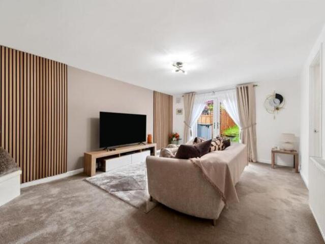 1 bedroom ground floor flat for sale in Calderglen Road, East Kilbride, GLASGOW, G74
