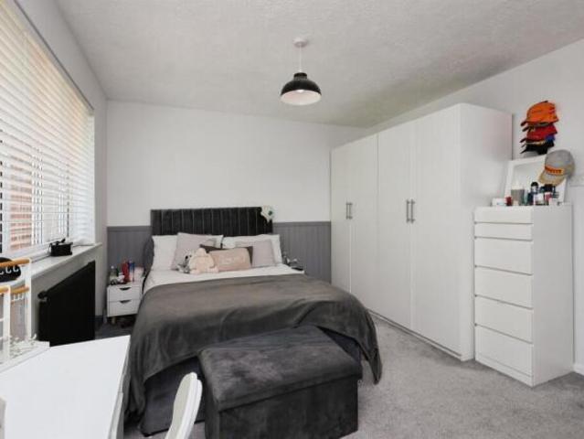 1 bedroom ground floor flat for sale in Churchdale Road, Eastbourne, BN22