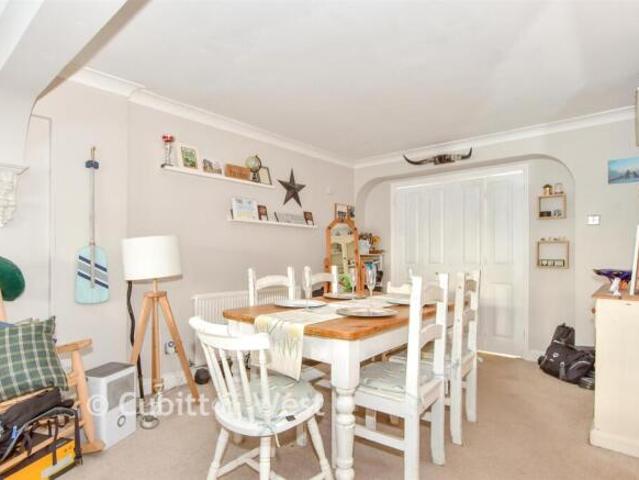 1 bedroom ground floor flat for sale in Clarendon Road, Southsea, Hampshire, PO4