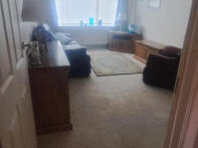 1 bedroom ground floor flat for sale in Crick Road, Stoke on Trent, ST1