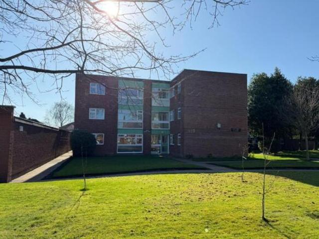 1 bedroom ground floor flat for sale in Aylesby Court, Wilbraham Road, Chorlton, M21