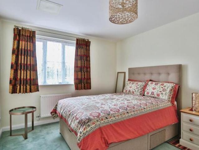 1 bedroom ground floor flat for sale in Goldenleas Drive, Bournemouth, BH11