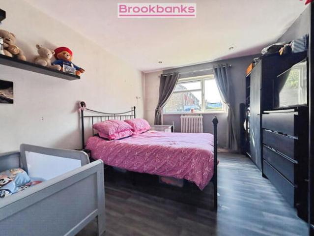 1 bedroom ground floor flat for sale in Goldsel Road, Swanley, BR8 8DU, BR8