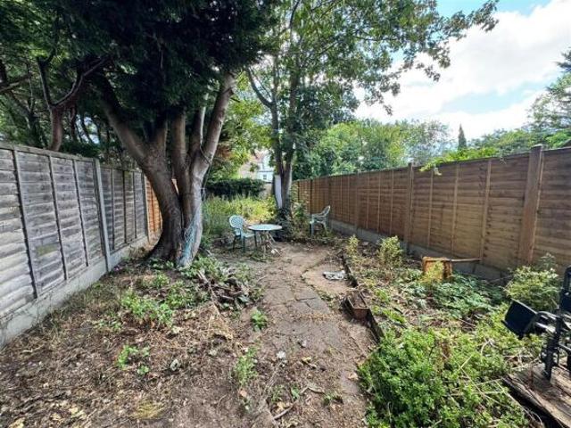 1 bedroom ground floor flat for sale in Hastings Road, SOUTHEND ON SEA, SS1
