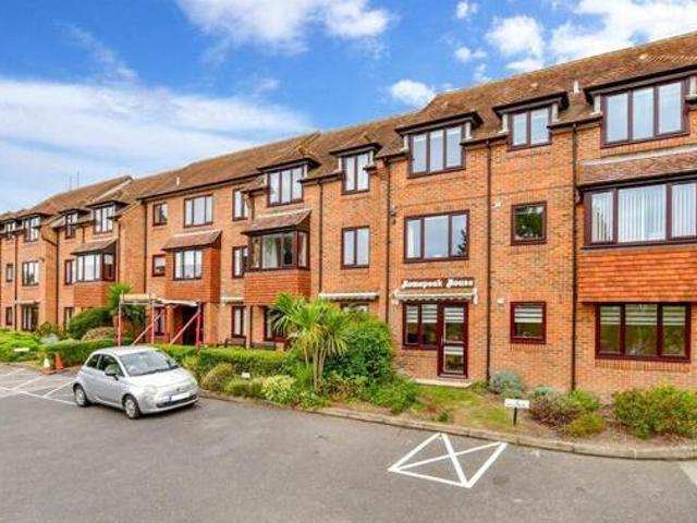 1 Bedroom Ground Floor Flat For Sale In Hythe