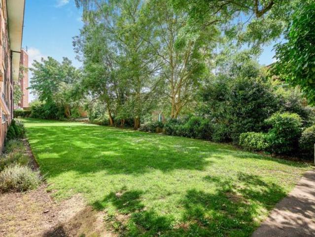 1 bedroom ground floor flat for sale in Lower Vauxhall, West Park, Wolverhampton, WV1