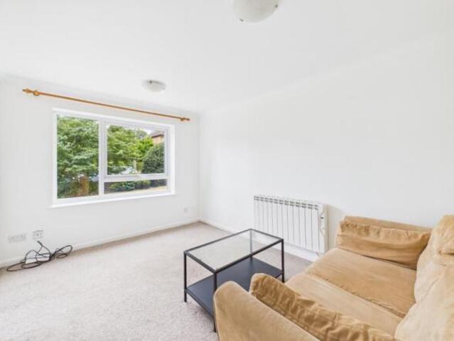 1 bedroom ground floor flat for sale in Lucknow Court, Glen Road, Nether Edge, S7 1RA, S7