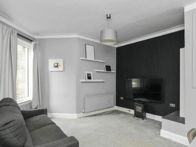 1 Bedroom Ground Floor Flat For Sale In Meadowbank, Edinburgh