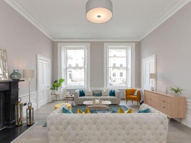 1 bedroom ground floor flat for sale in Melville Street, Edinburgh, EH3
