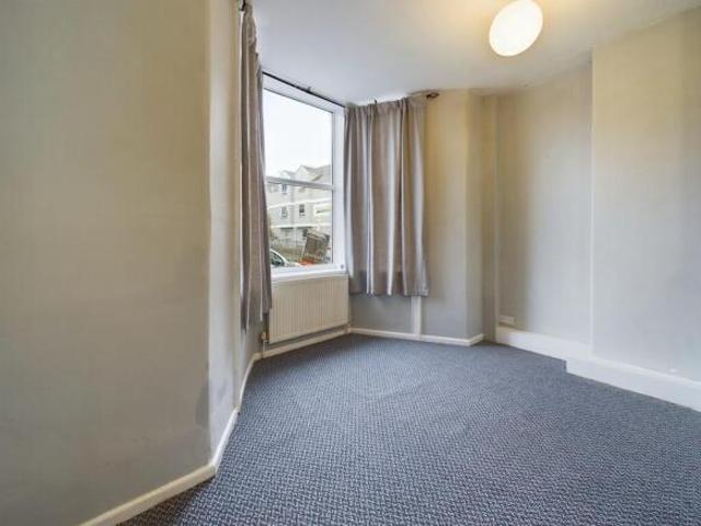 1 bedroom ground floor flat for sale in North Road West, Plymouth, PL1