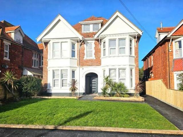 1 Bedroom Ground Floor Flat For Sale In Southbourne