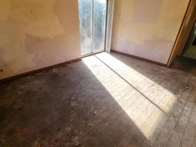 1 bedroom ground floor flat for sale in Salisbury Mews, Horsforth, Leeds, LS18