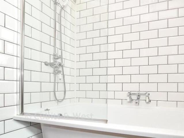 1 bedroom ground floor flat for sale in Springfield Road, Brighton, East Sussex, BN1
