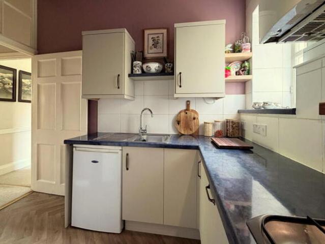 1 bedroom ground floor flat for sale in St. James's Square, Bath, BA1