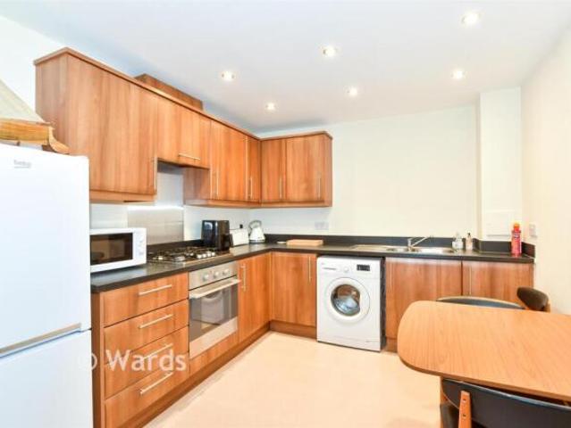 1 bedroom ground floor flat for sale in Stafford Gardens, Maidstone, Kent, ME15