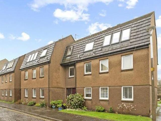 1 Bedroom Ground Floor Flat For Sale In Stockbridge