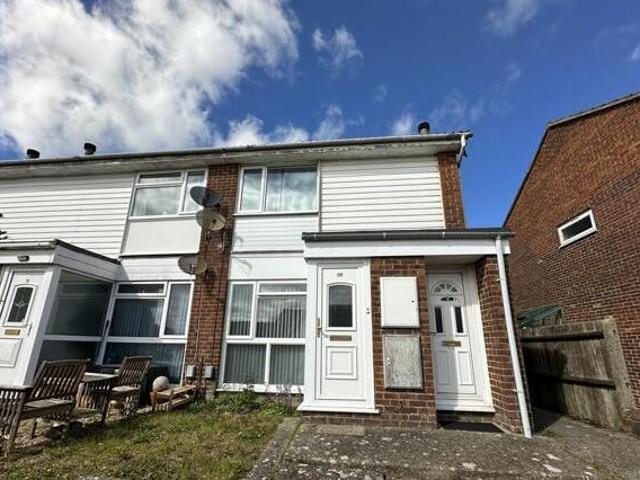 1 Bedroom Ground Floor Flat For Sale In Portchester
