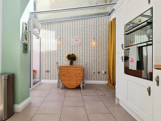 1 bedroom ground floor flat for sale in Wood Road, Kingswood, BRISTOL, BS15