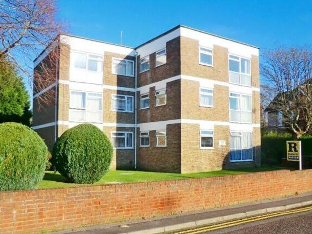 1 Bedroom Ground Floor Flat For Sale In Wellington Road, Bournemouth