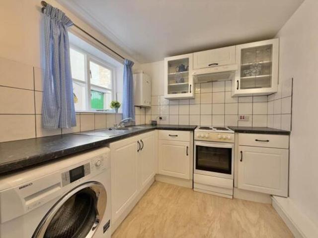 1 bedroom ground floor flat for sale in York Road, Tunbridge Wells, Kent, TN1
