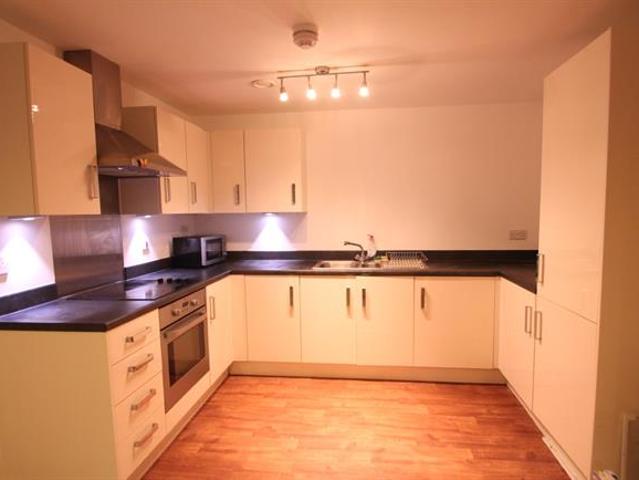 1 Bedroom Ground Floor Flat To Let in Chichester, PO19
