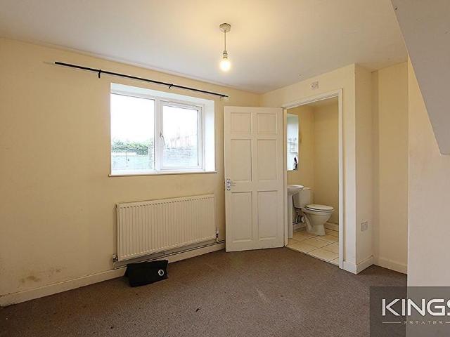 1 bedroom ground floor flat to rent