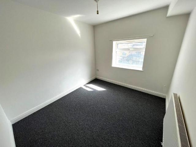 1 bedroom ground floor flat to rent
