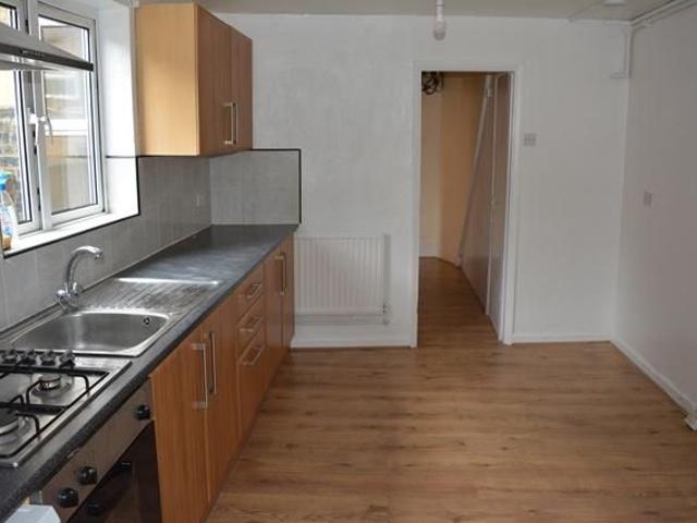 1 bedroom ground floor flat to rent