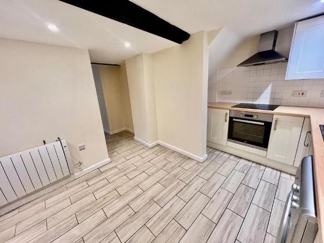 1 bedroom ground floor flat to rent