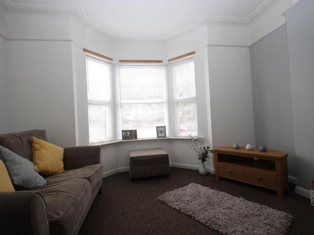 1 bedroom ground floor flat to rent