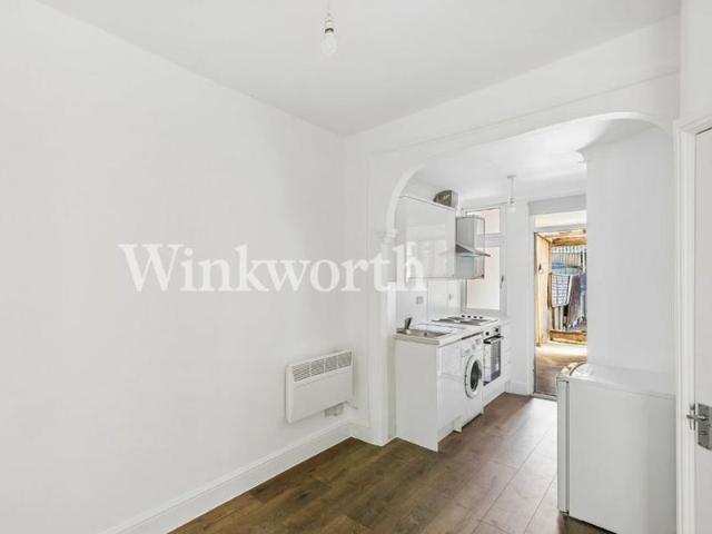 1 bedroom ground floor flat to rent