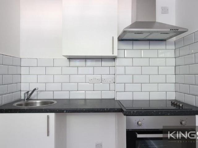 1 bedroom ground floor flat to rent
