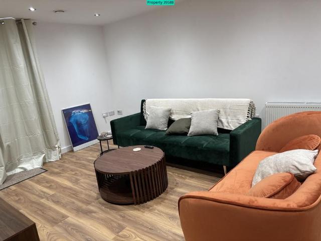 1 bedroom ground floor flat to rent