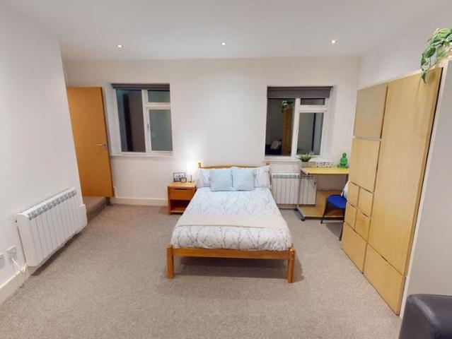 1 bedroom ground floor flat to rent