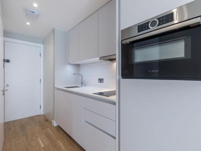 Ground floor flat to rent