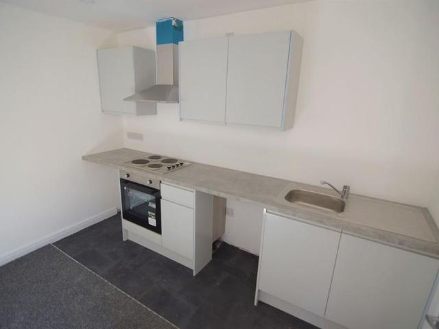 1 bedroom ground floor flat to rent