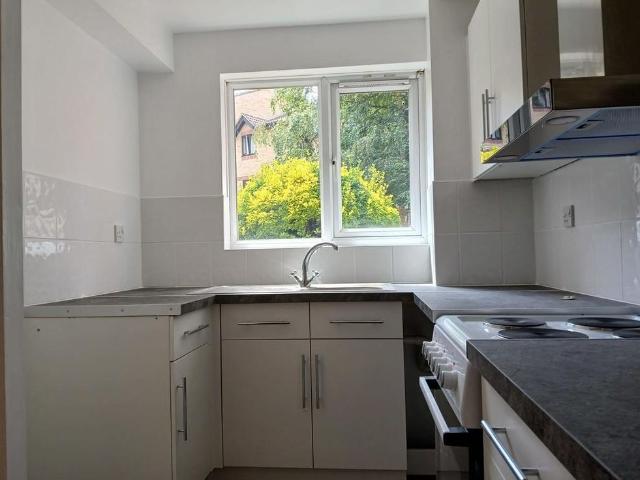 1 bedroom ground floor flat to rent
