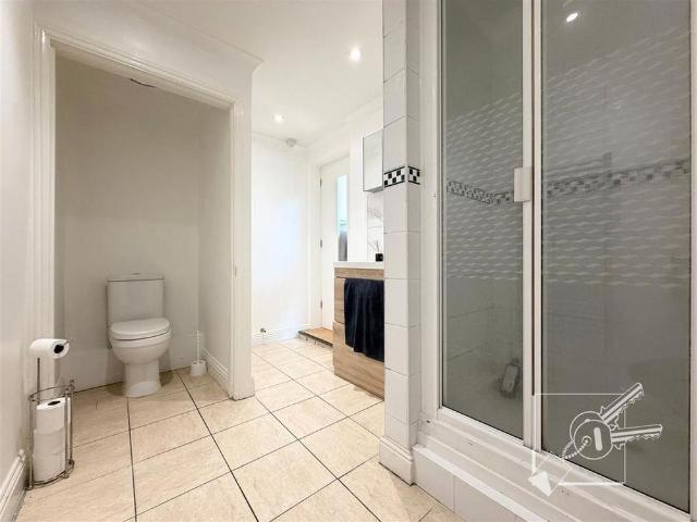 1 bedroom ground floor flat to rent