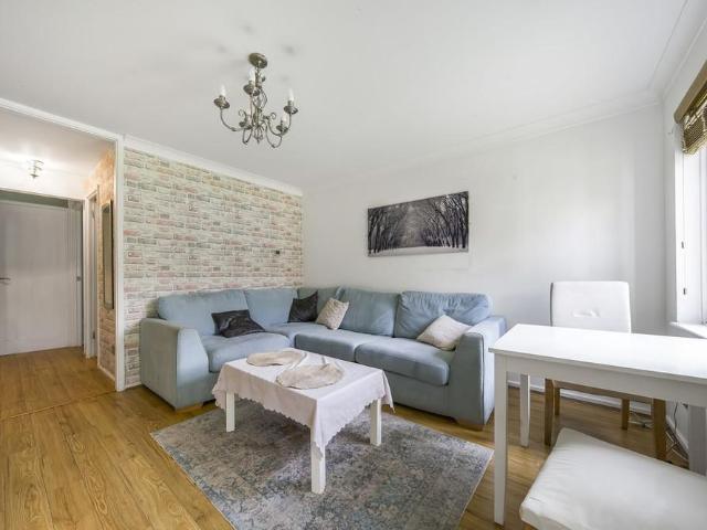 1 bedroom ground floor flat to rent