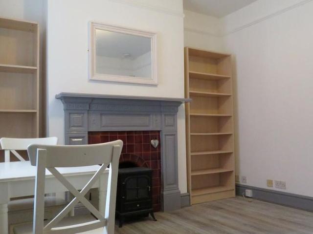 1 bedroom ground floor flat to rent
