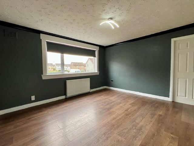 1 bedroom ground floor flat to rent