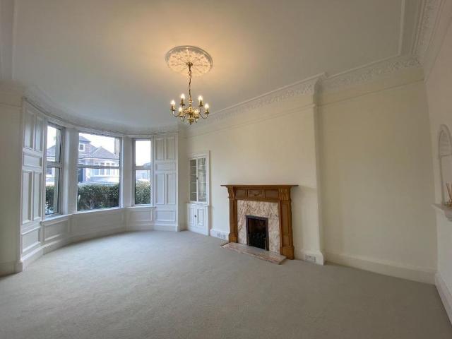 1 bedroom ground floor flat to rent