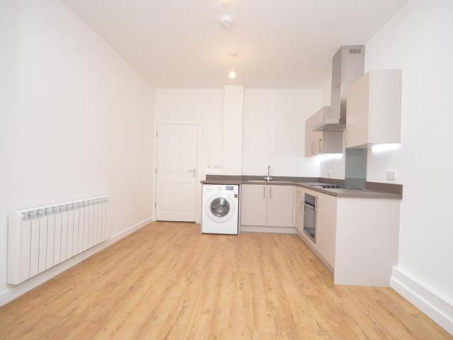 1 bedroom ground floor flat to rent