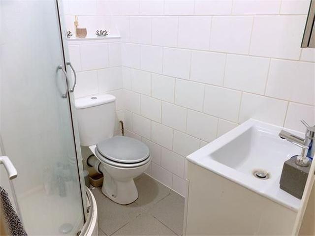1 bedroom ground floor flat to rent