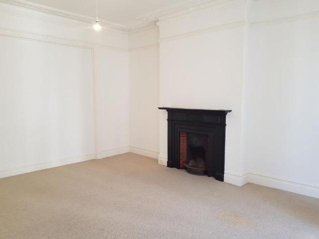 1 bedroom ground floor flat to rent