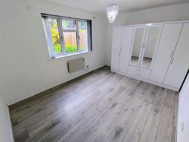 1 bedroom ground floor flat to rent
